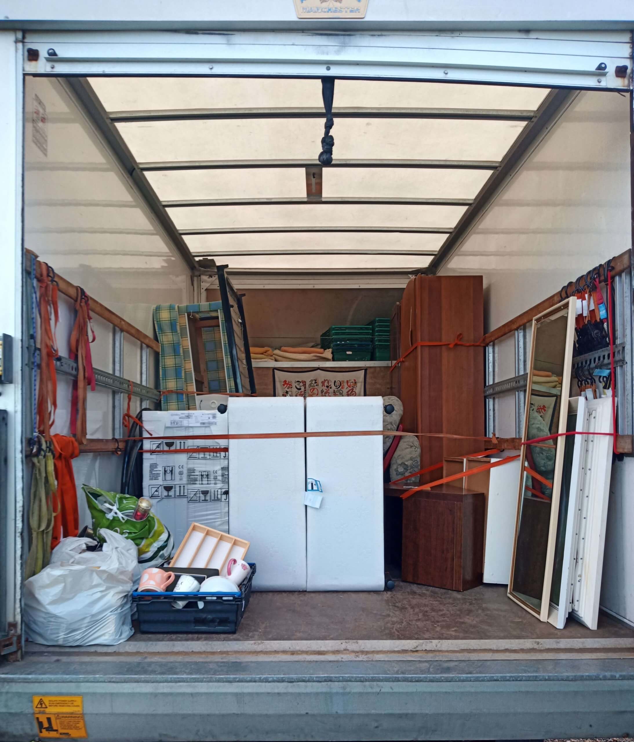 Emmaus Dover donates furniture to single dad and his daughers